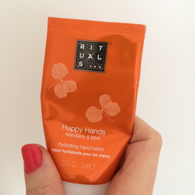 Beauty … Review RITUALS Happy Hands Mandarin & Mint hydrating hand ...